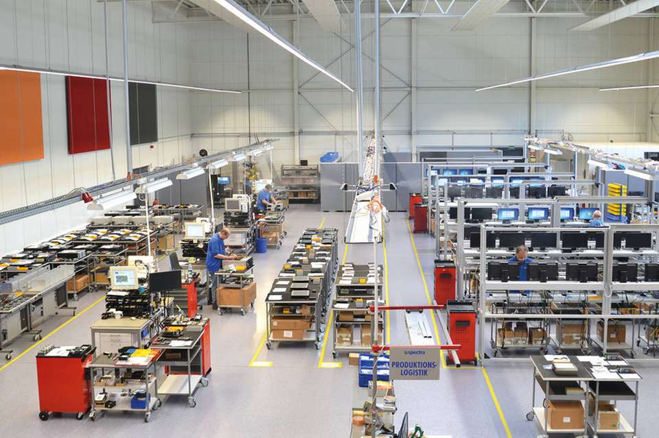 Firmenrundgang: Hinter den Kulissen der Industrie-PC-Produktion